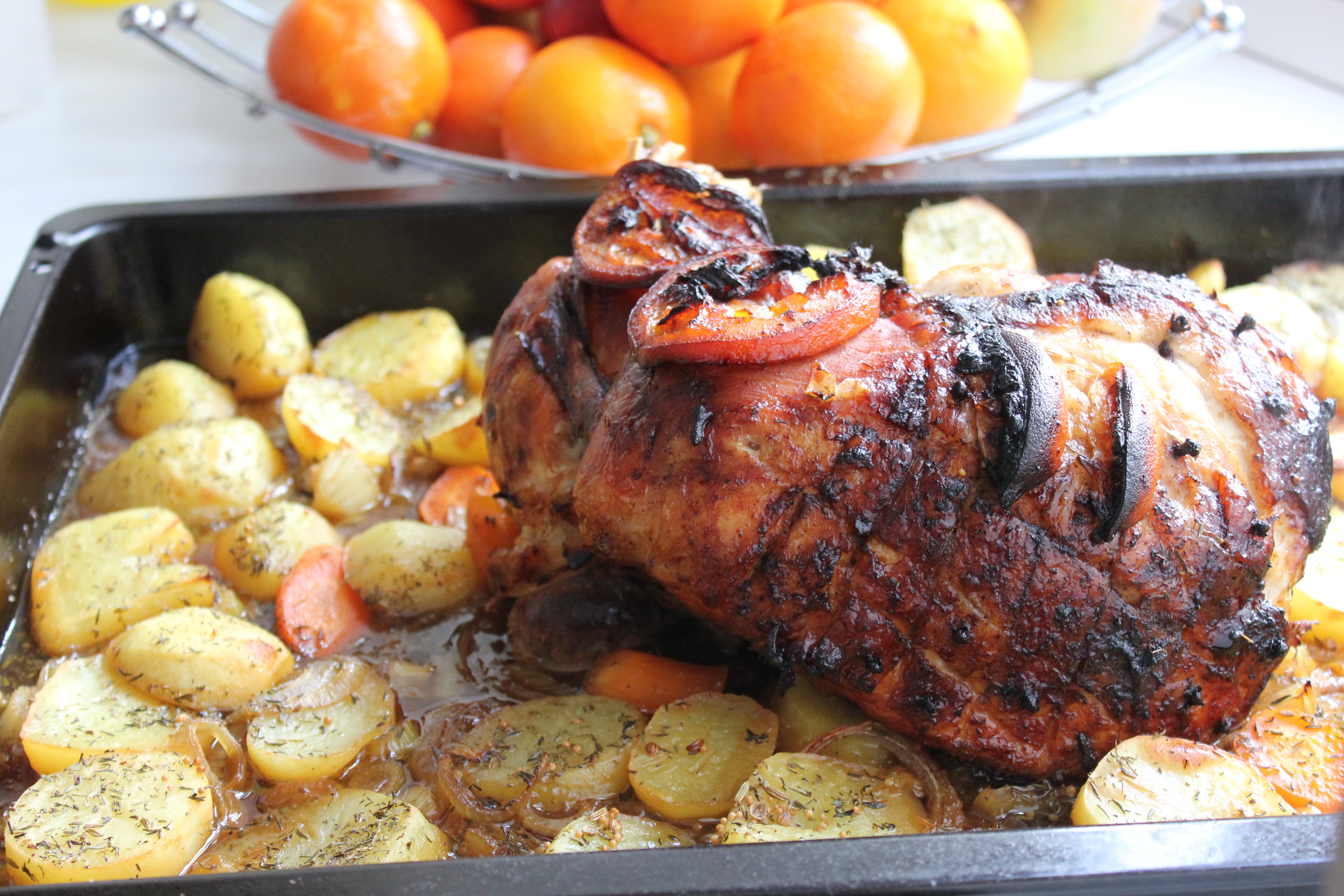 Kofshë gici me mjaltë dhe feta portokalli - Bake My Day Happy