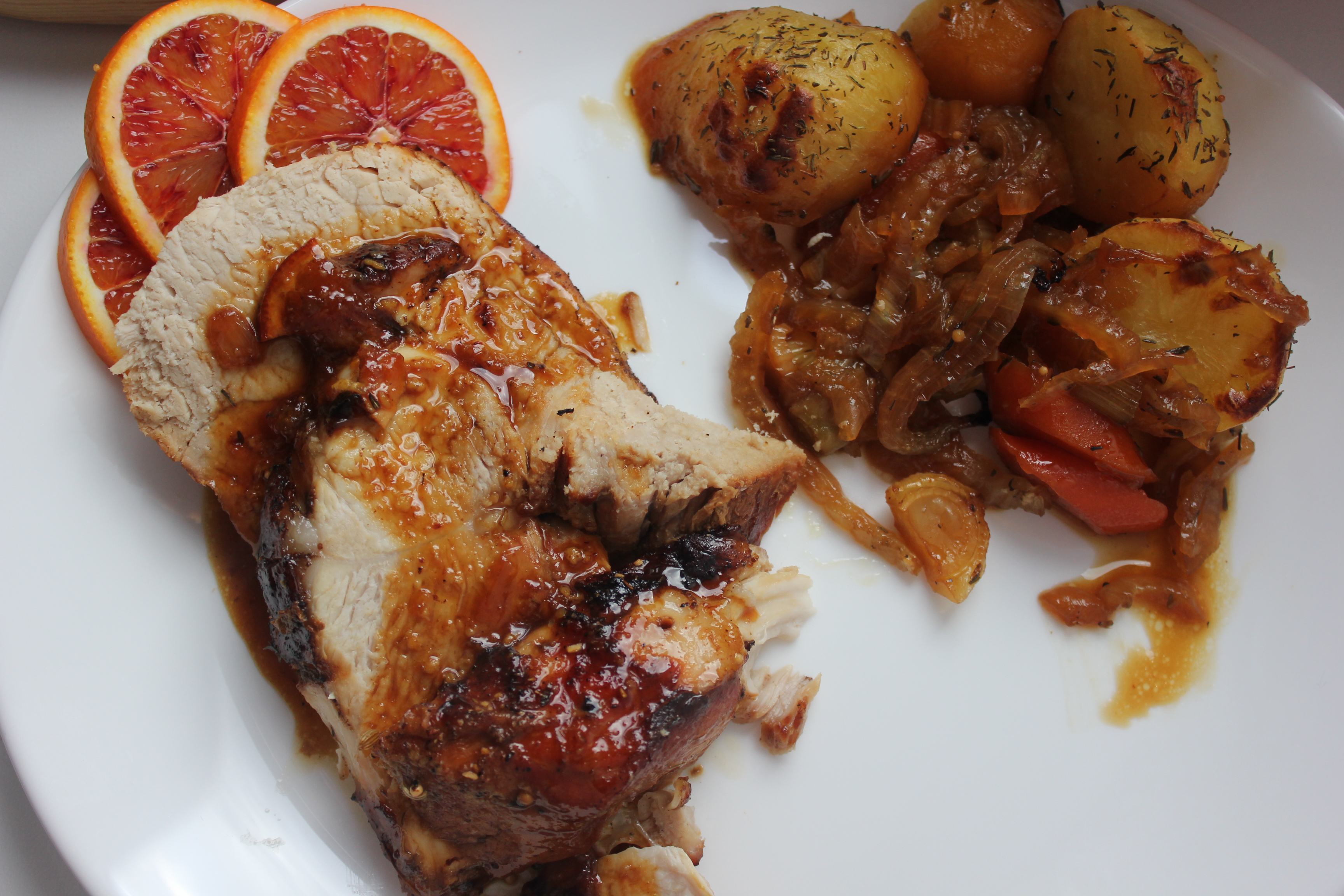 Kofshë gici me mjaltë dhe feta portokalli - Bake My Day Happy