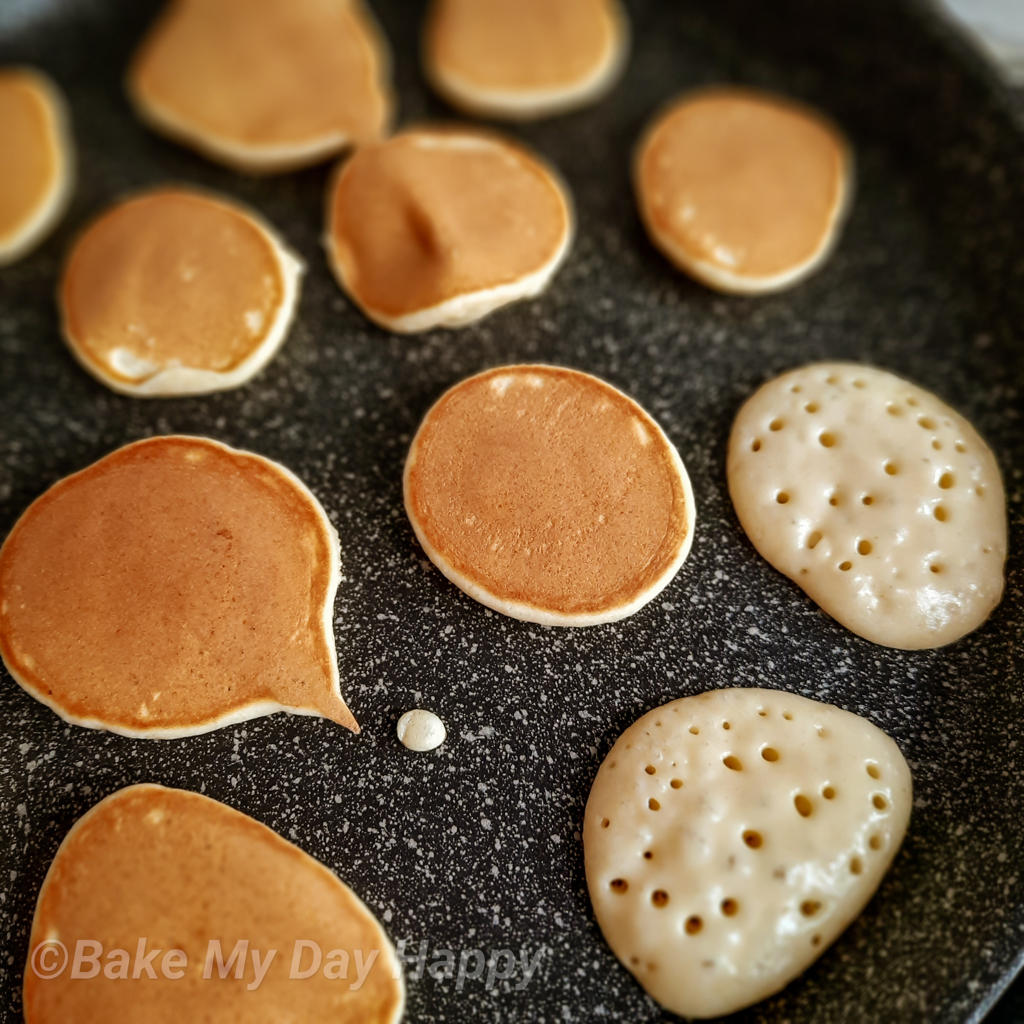 Mini pancakes receta ideale për mëngjes - Bake My Day Happy